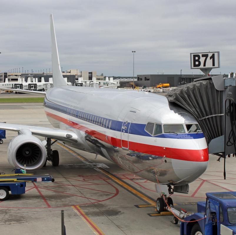 What is a Jet Bridge? (with pictures)