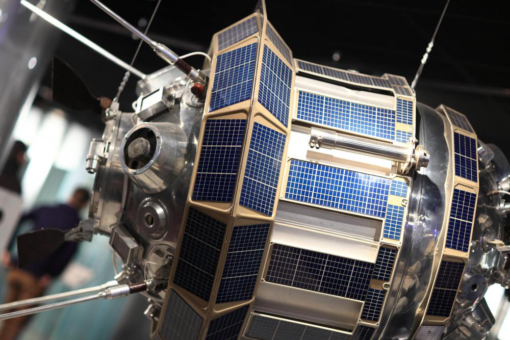 What is Geostationary Orbit? (with pictures)