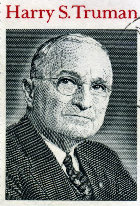 What Is a Hydrogen Bomb? (with pictures)