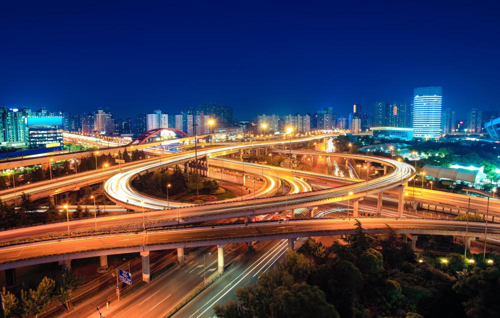 What is a Highway Bridge? (with pictures)