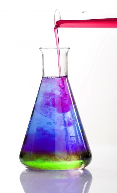 What is Chromatography? (with pictures)