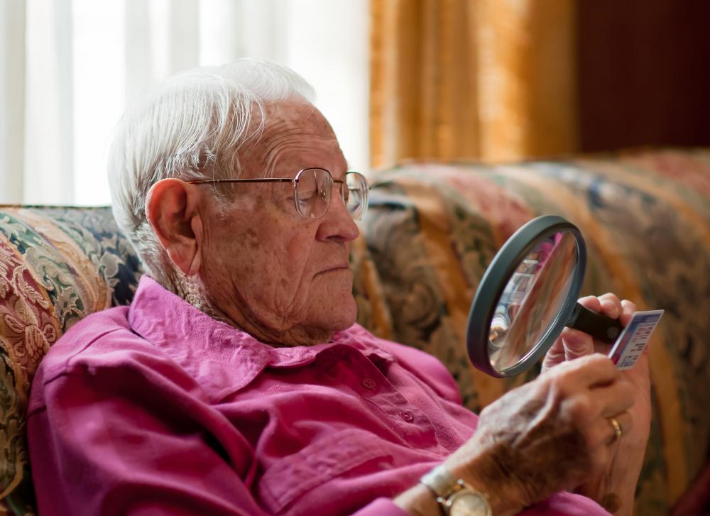 How Does A Magnifying Glass Work with Pictures How Does A Magnifying Glass Work with Pictures
